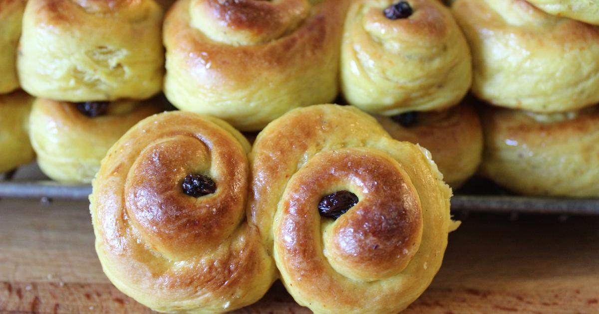 Jak upéct švédské Lusse kattor | kynuté pečivo se šafránem | jaktak.cz