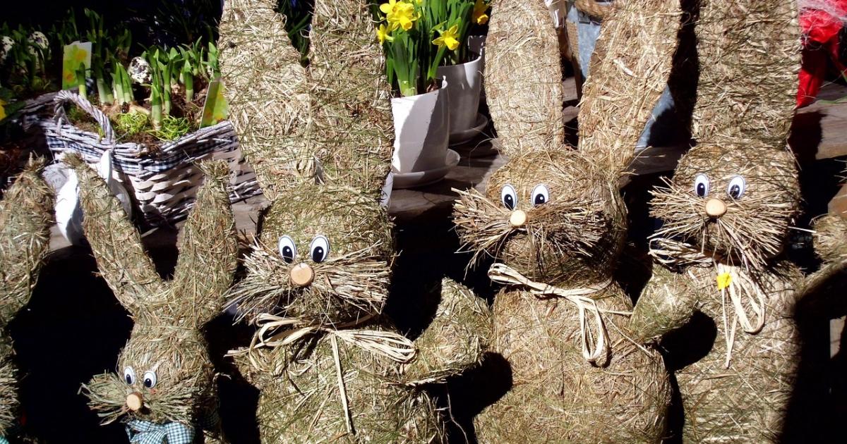 Jak vyrobit velikonočního zajíčka ze sena? Zvládnete to i s dětmi ...